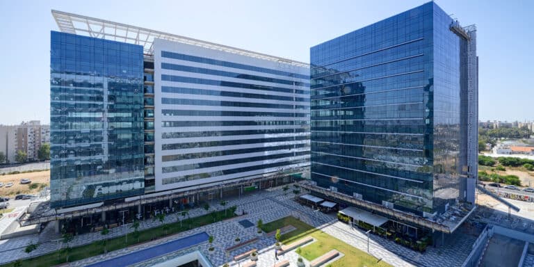 קבוצת BST | חברת יזמות, בניה והשקעות נדל"ן